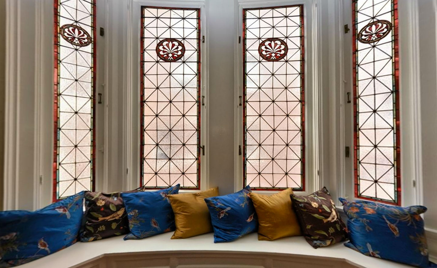 POSH at the Scranton Club - Photo Gallery - POSH Events